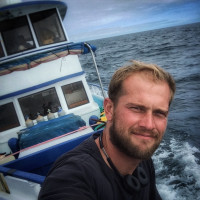 Tom Whitworth | Shooting Series Director / Shooting Producer Director ...